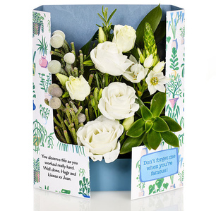 Fresh Flowers in a Card - Flowercard